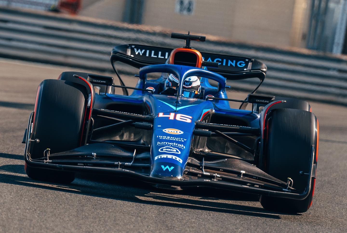 DESPUÉS DE PROBAR EL WILLIAMS, COLAPINTO SE PUSO EL OVERALL Y GIRÓ CON ...