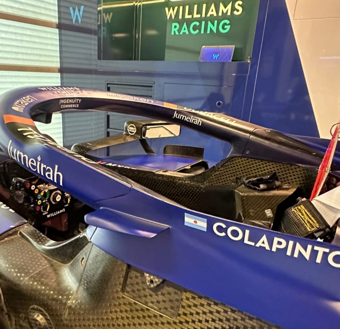 DESPUÉS DE PROBAR EL WILLIAMS, COLAPINTO SE PUSO EL OVERALL Y GIRÓ CON ...