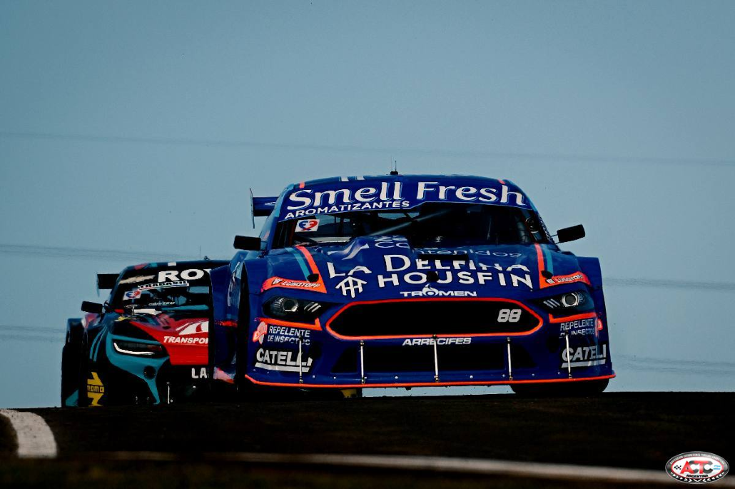 EL CAMBIO LE CAYÓ BIEN A TROSSET Y DEBUTÓ COMO POLEMAN EN EL TC DE ...